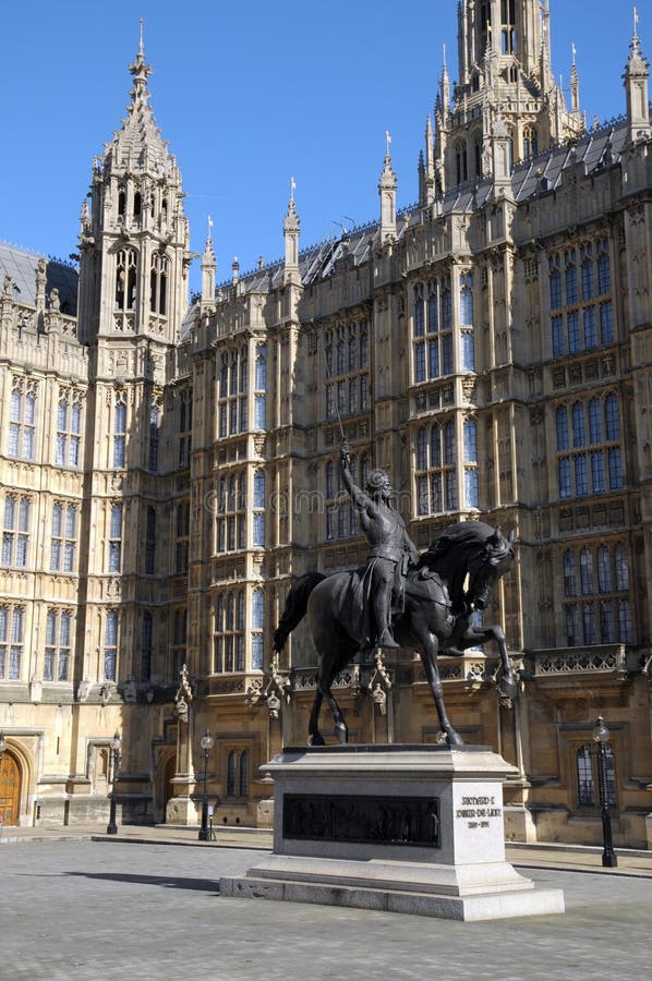 King Richard, the Lionheart Stock Photo - Image of mounted, london ...