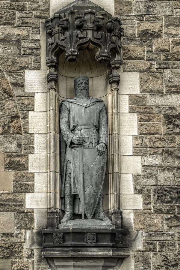 Statue of knight stock image. Image of edinburgh, statue - 132931441