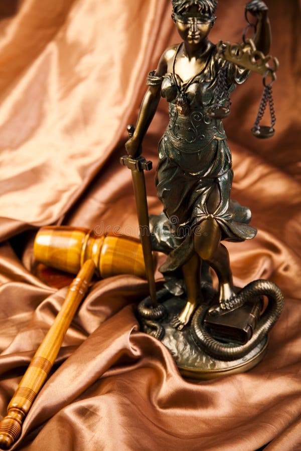 Statue of lady justice stock image. Image of bronze, judge - 15892321