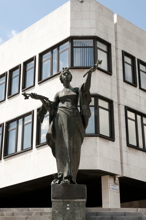Statue of Liberty - Bratislava - Slovakia Editorial Photo - Image of ...
