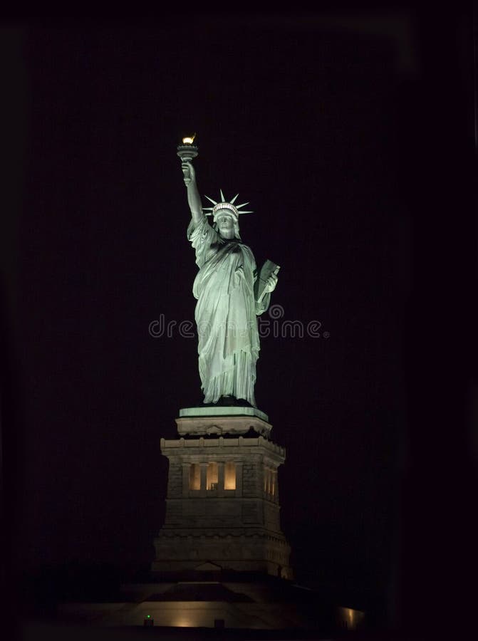 Statue at Night stock image. Image of peaceful, avenue - 19387129