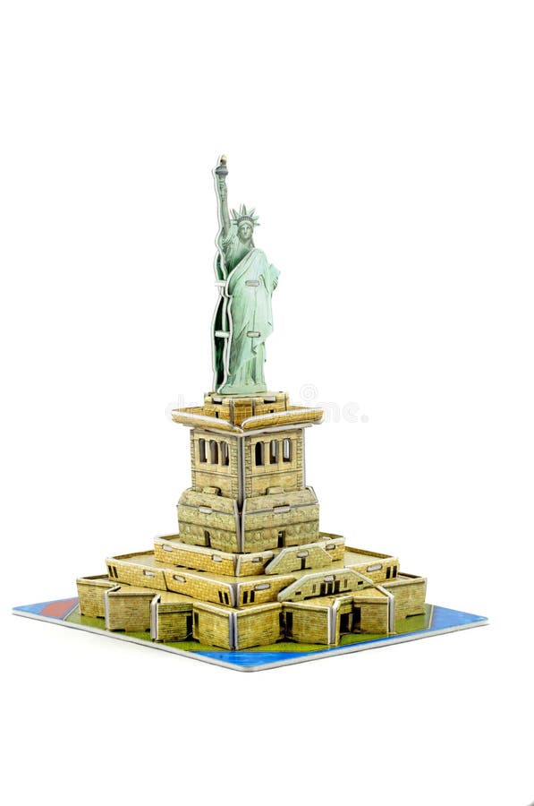 Statue of Liberty Paper Model Stock Photo - Image of capital, statue ...