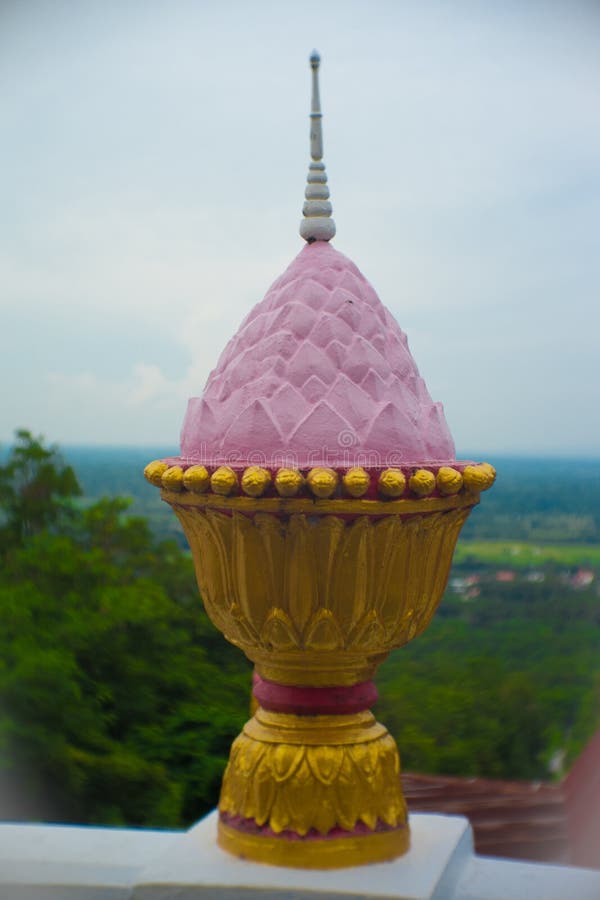 Statue lotus stock image. Image of buddha, peaceful, sculpture - 43906861