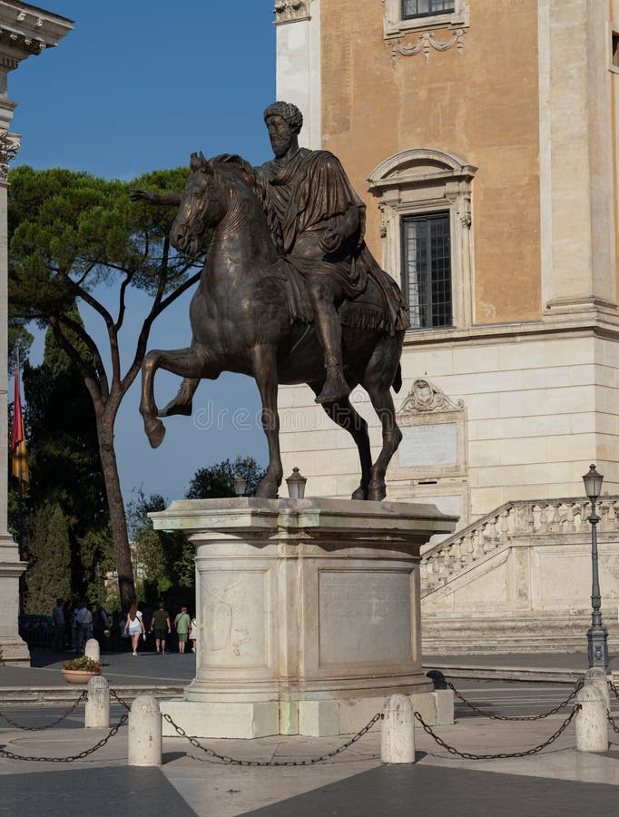 Statue of Marcus Aurelius, Piazza Del Campidoglio, Rome, Italy ...