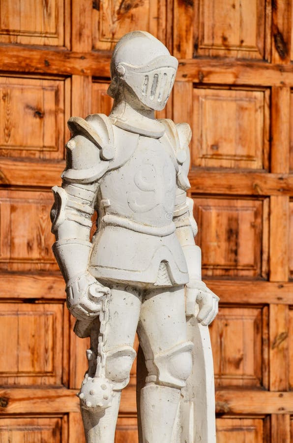 Statue of a Medieval Knight Stock Image - Image of sculpture, armor ...
