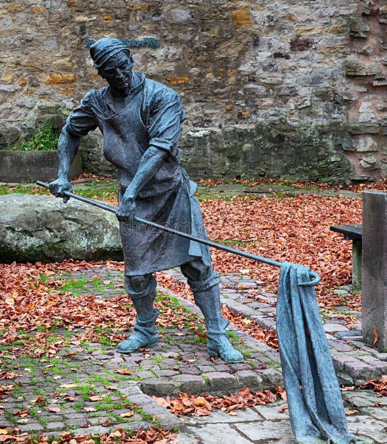 Statue, Monument, Sculpture, Tree Stock Image - Image of artwork ...