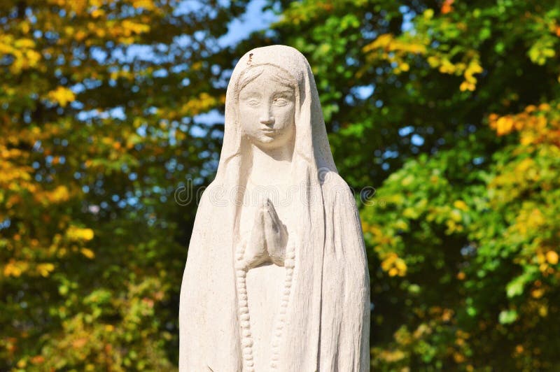 Statue, Monument, Sculpture, Tree Stock Image - Image of artwork ...