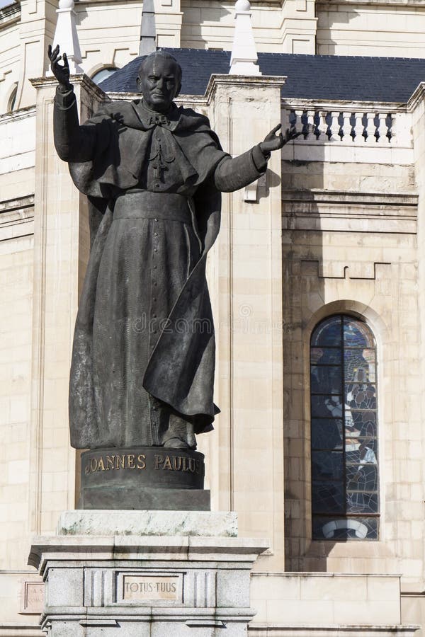 Statue of Pope stock image. Image of cathedral, church - 35435557