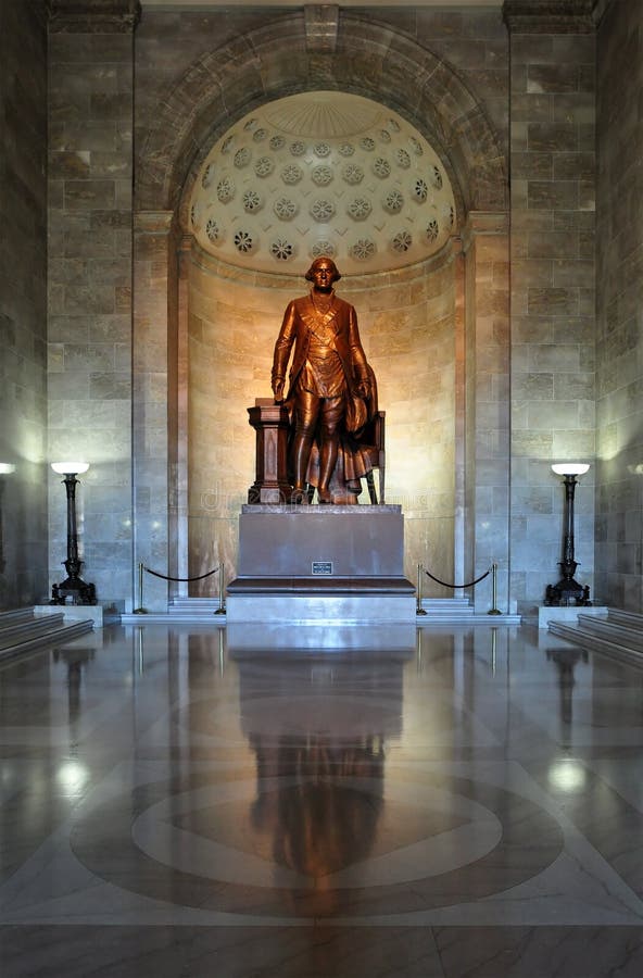 Statue of President George Washington Editorial Photo - Image of statue ...