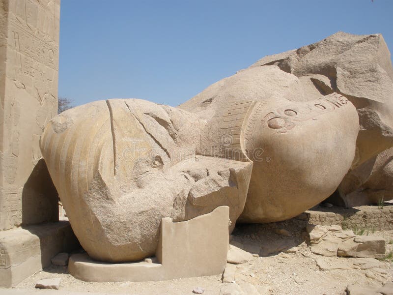 Statue of Ramses 2 at Ramesseum Temple (head) Stock Image - Image of ...