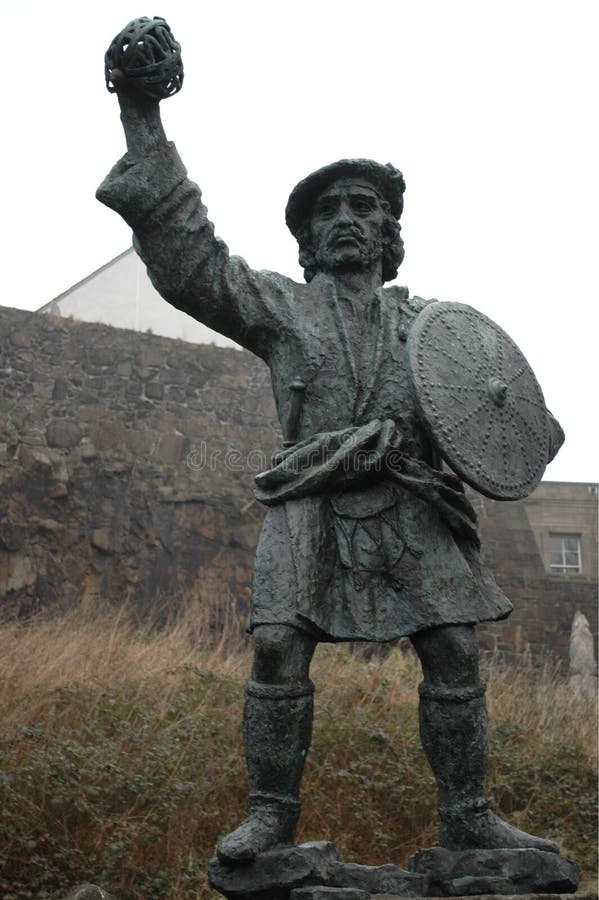 Statue of Rob Roy MacGregor, Stirling Stock Photo - Image of ...