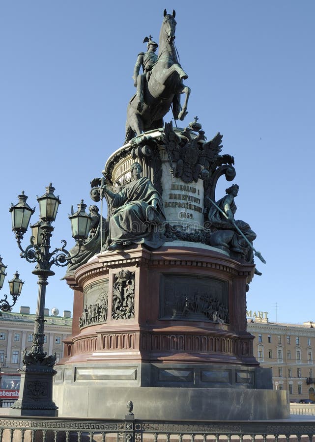 Statue in Russia stock image. Image of russia, bronze - 8385885