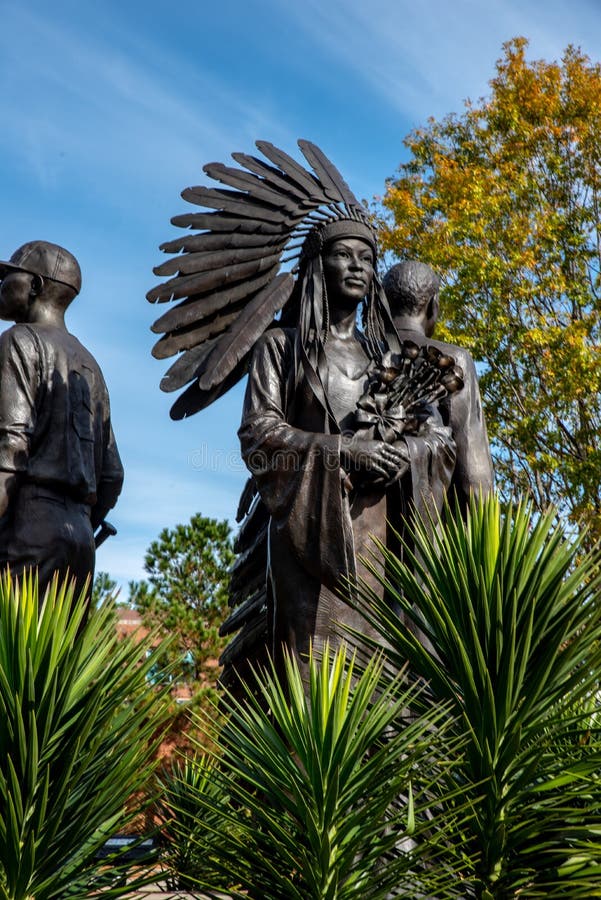 Statue, Sculpture, Monument, Tree Stock Photo - Image of statue ...