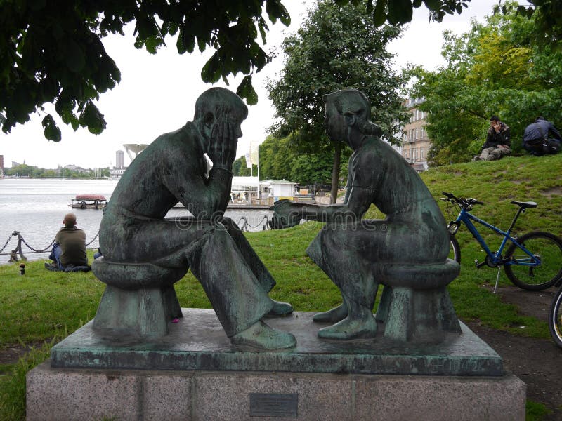 Statue, Sculpture, Monument, Tree Picture. Image: 122108338