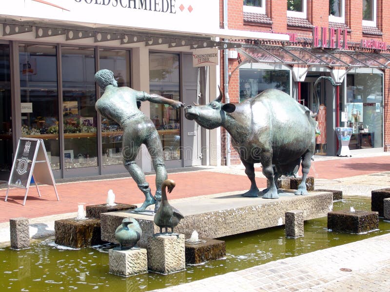 Statue, Sculpture, Water, Monument Stock Image - Image of monument ...