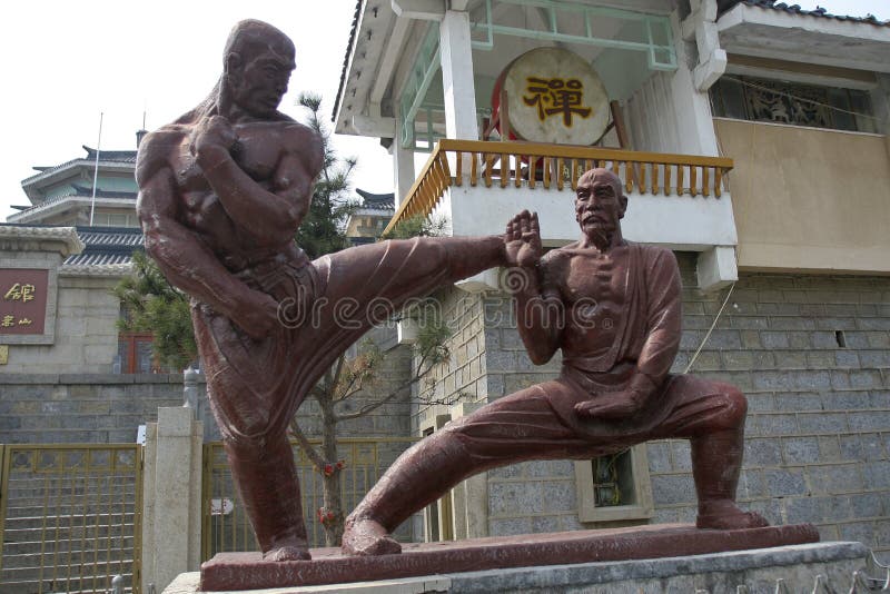 Statue of shaolin temple editorial stock image. Image of henan - 51570244