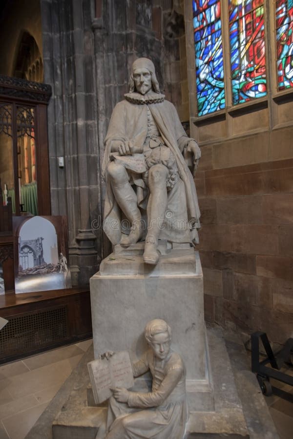 Statue of a Sitting Humphrey Chetham at Manchester Cathedral England 7 ...