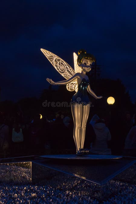 Statue of tinkerbell editorial stock image. Image of beauty - 98211114