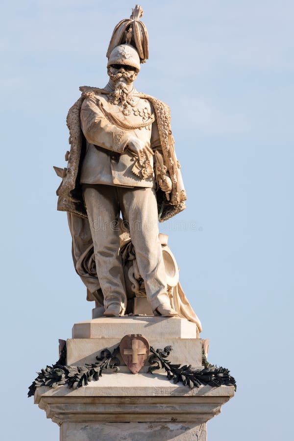 Statue of Victor Emmanuel II Stock Image - Image of plumage, italy ...