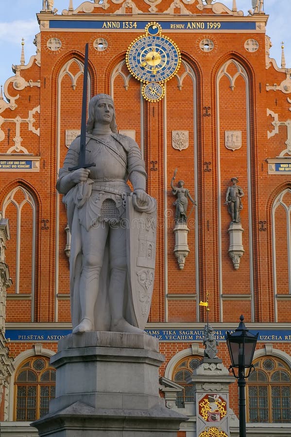 Roland-Statue stockfoto. Bild von baltisch, schwarzes - 1301540