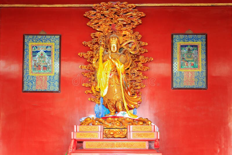 Statue of Wei Tuo editorial image. Image of statue, gold - 77999085