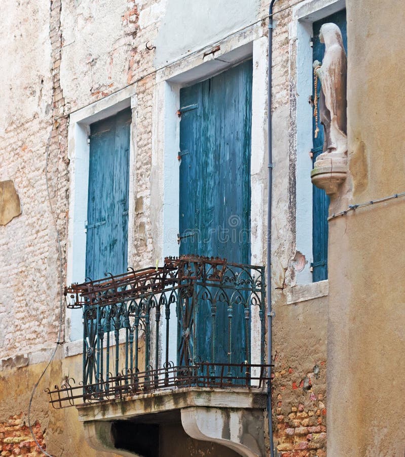 Statue and windows stock photo. Image of fixtures, historic - 37513188