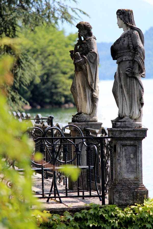 Statues italy stock photo. Image of como, comtemplative - 44221700