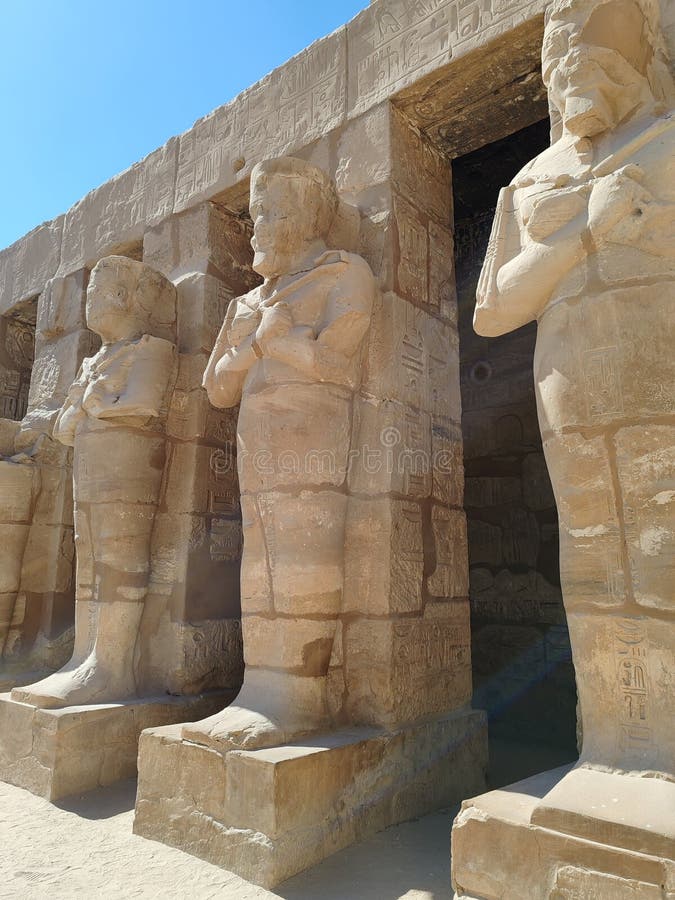 Statues in the Karnak Temple Stock Photo - Image of temple, arch: 376450914