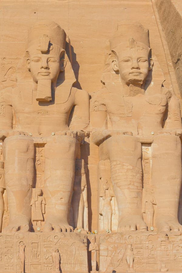 Ramses and Queen Statue stock photo. Image of vertical - 15339826