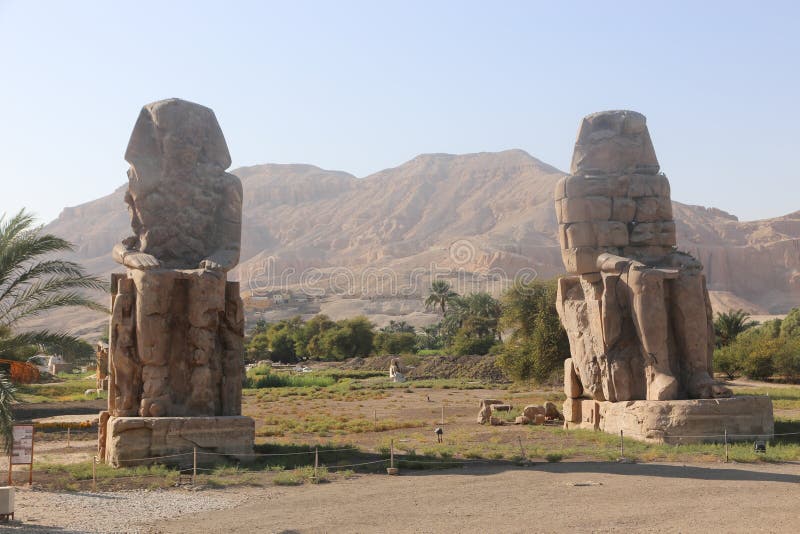 Statues of Memnon stock image. Image of female, clothes - 117684939