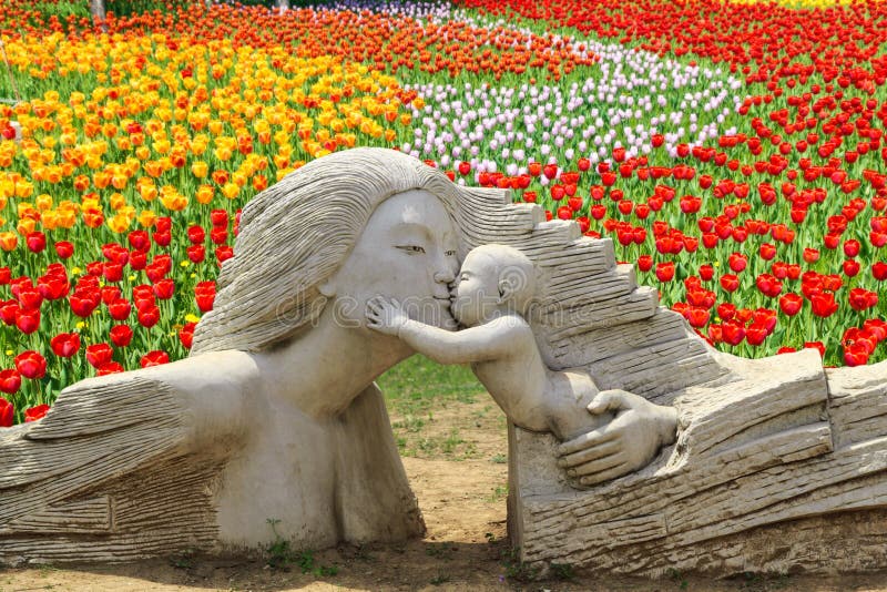 Statues in the park stock photo. Image of asia, tourist - 146874538