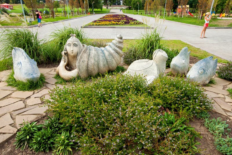 Statues in Public Place with Elements of Landscape Design, Elements of ...