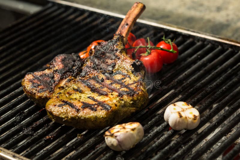 Flame Broiled Steak on a Grill Stock Image - Image of dinner, flame ...