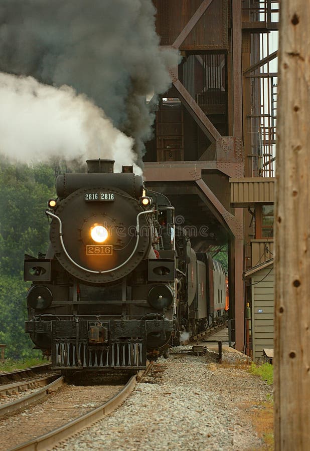 31+ Steam locomotive headlight Free Stock Photos - StockFreeImages