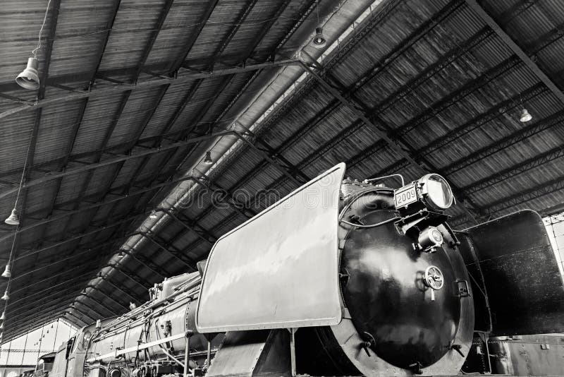 164 Side View Old Fashioned Steam Locomotive Stock Photos - Free ...