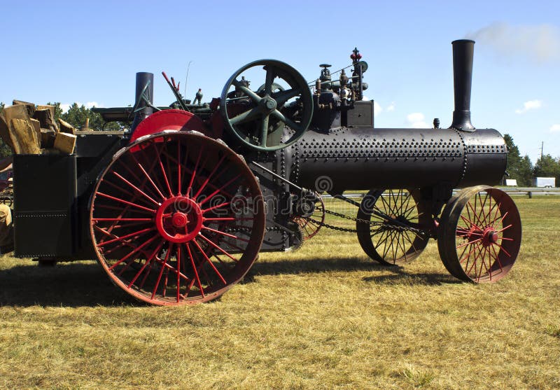 Steam powered tractor stock image. Image of steam, vintage - 32871737