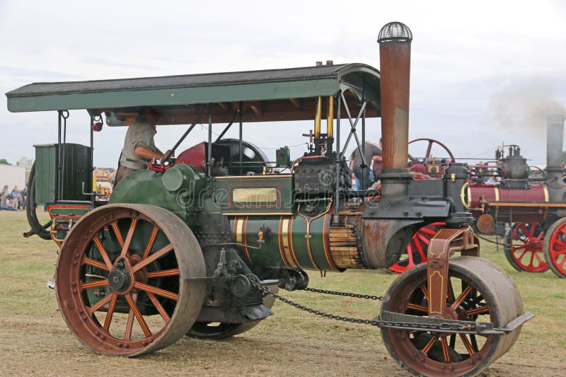 Steam Traction Engine in a Field Editorial Photography - Image of farm ...