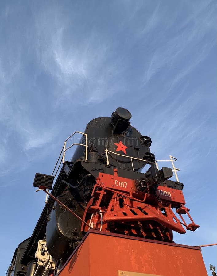 Monument of train editorial stock photo. Image of engine - 229102463