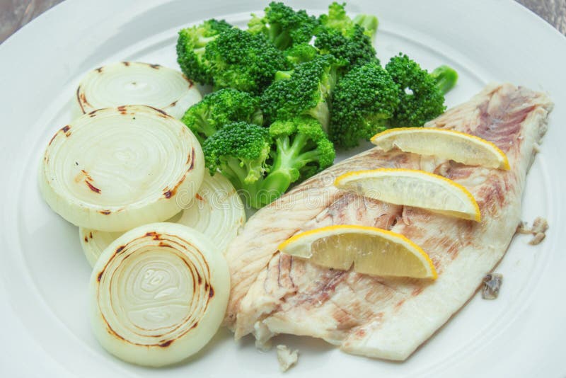 Steamed Chicken and Broccoli Stock Photo - Image of broccoli, fiber ...