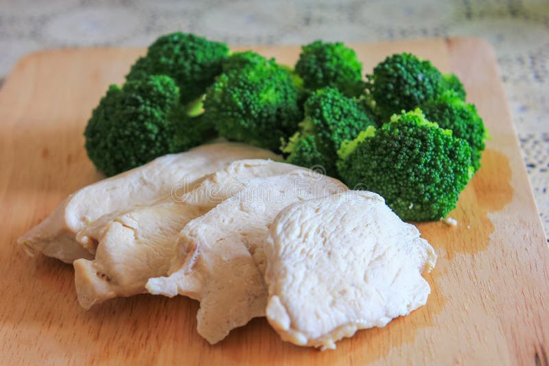 Steamed Chicken and Broccoli Stock Photo - Image of vegetable, calorie ...