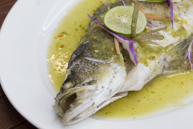 Steamed Fish in Lemon Sauce Stock Photo - Image of seafood, dish: 37457034