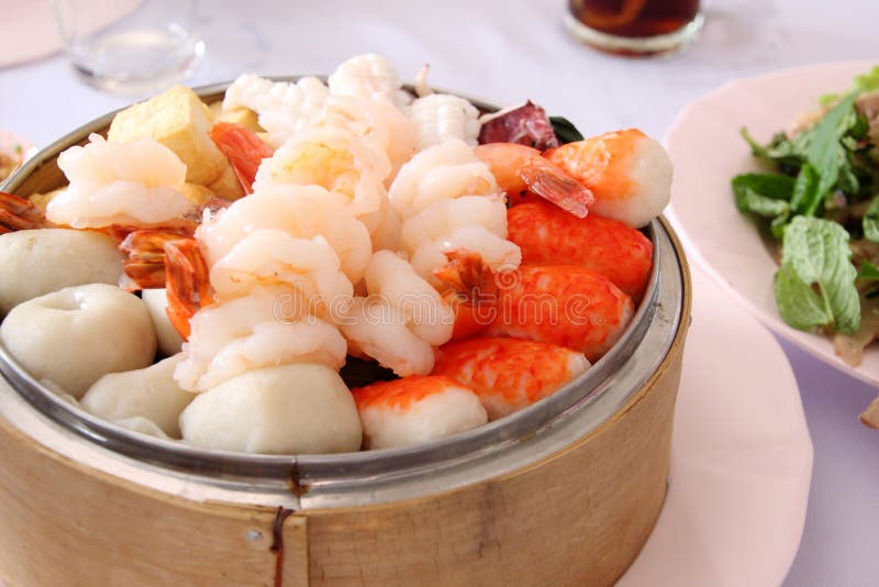 Steamed Shrimp and Fish Ball Stock Photo - Image of gourmet, meal: 39925422