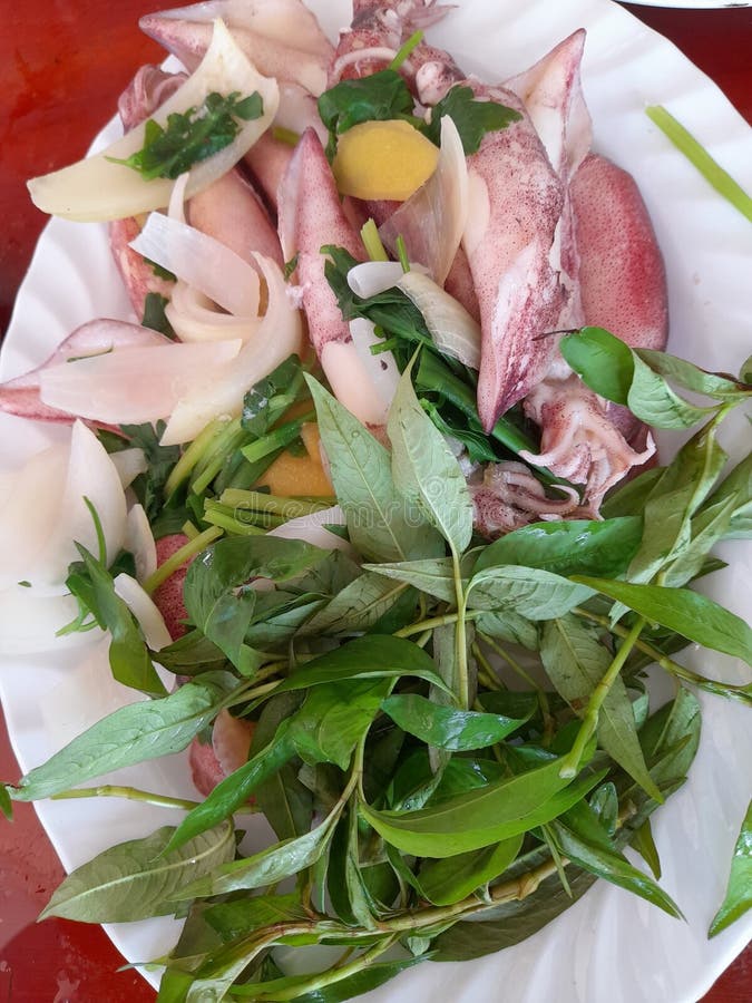 Steamed Squid with Lemon Spicy Chili and Lemon Sauce Squid Steamed with ...