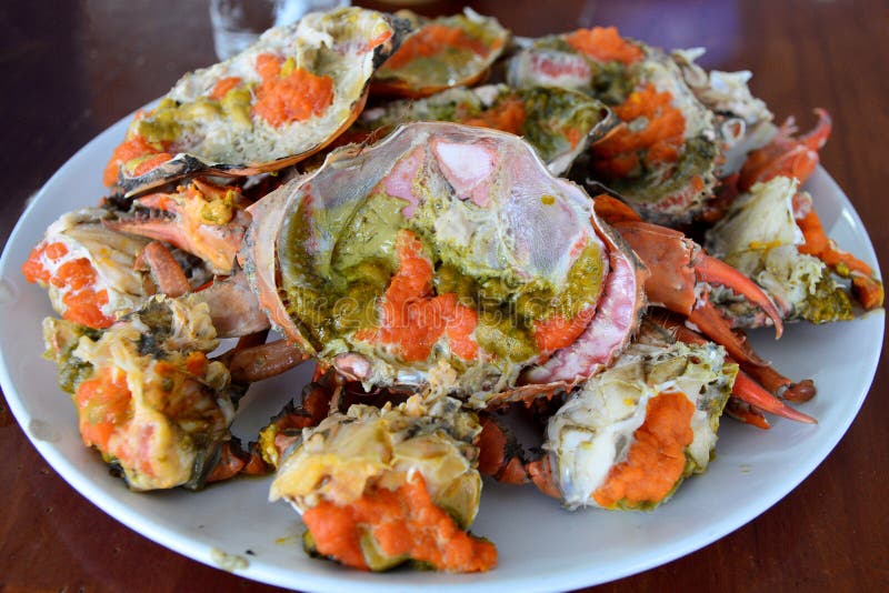 Steaming Crab s roe stock photo. Image of crabs, cook - 75047936