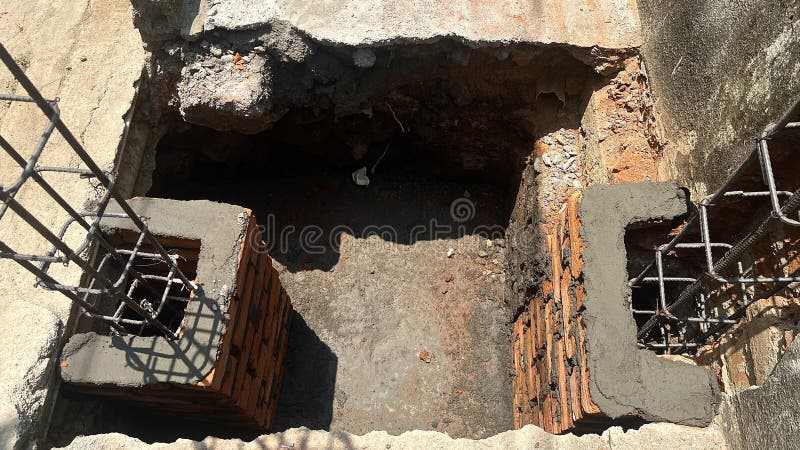 Steel Bar Was Placed at Each Side for Constructing Concrete Column ...