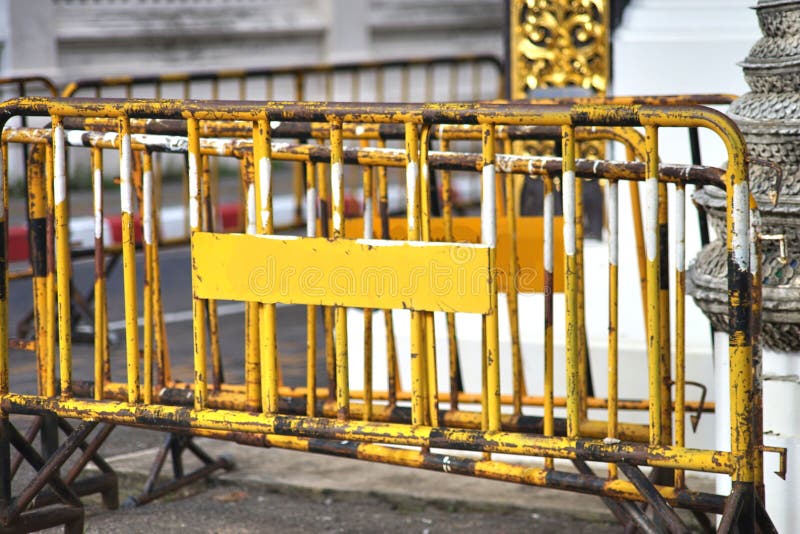 Blocking of Traffic Against Car Entry or Traffic Control Retracting ...