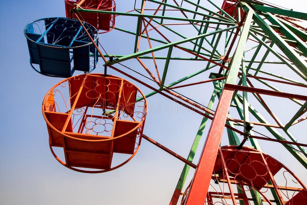Steel Basket and Structure of Ferris Wheel Stock Photo - Image of ...