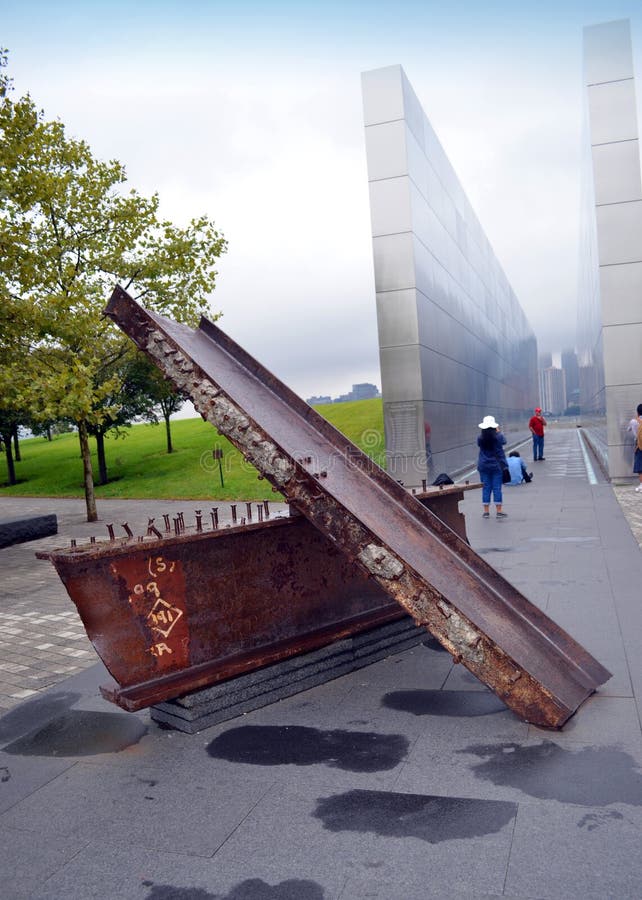 9/11 Memorial Beams with Statue of Liberty and Lower Manhattan Editorial Stock Photo - Image of ...