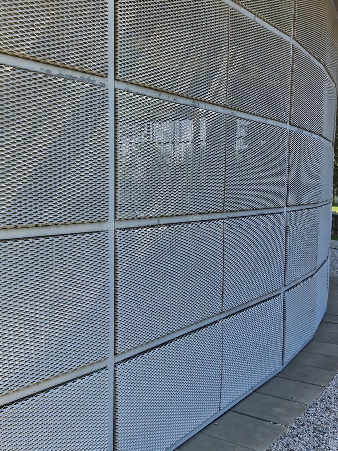 Steel Cladding of a Building with a Expanded Metal Lattice Structure ...