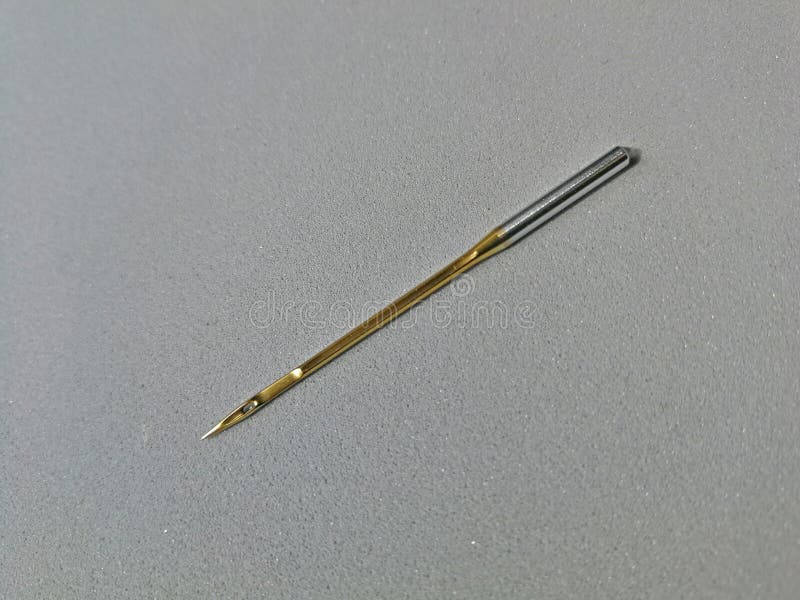Steel Needle for Mechanical Sewing Machine, Has Silver and Gold Color ...